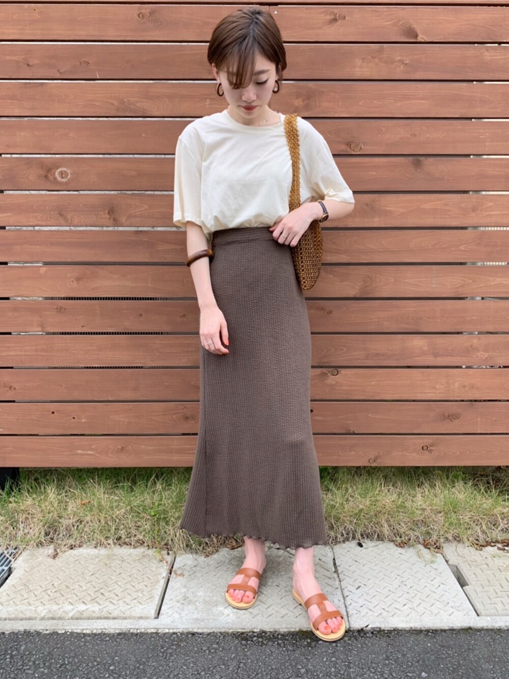 ukapi｜DHOLICのTシャツ・カットソーを使ったコーディネート - WEAR