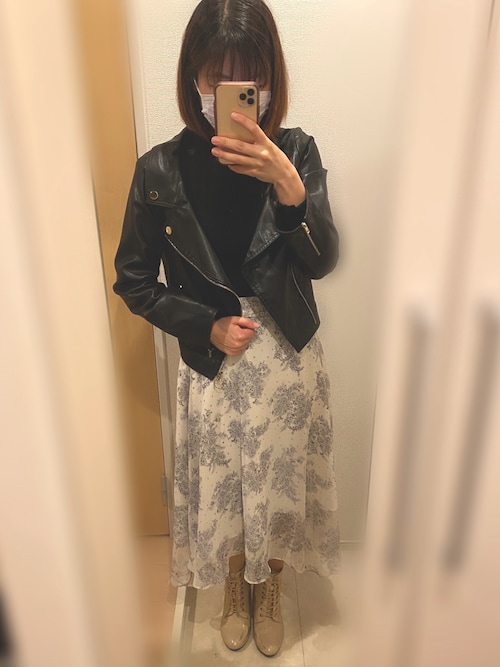 sara｜Swingleのスカートを使ったコーディネート - WEAR