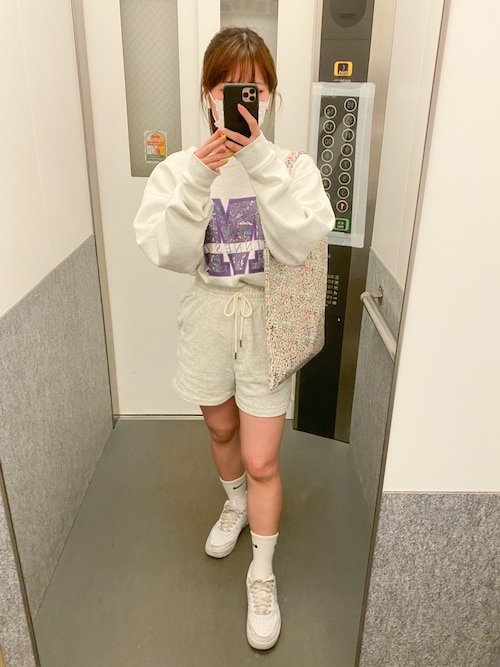 KRN｜H&Mのスウェットパンツを使ったコーディネート - WEAR