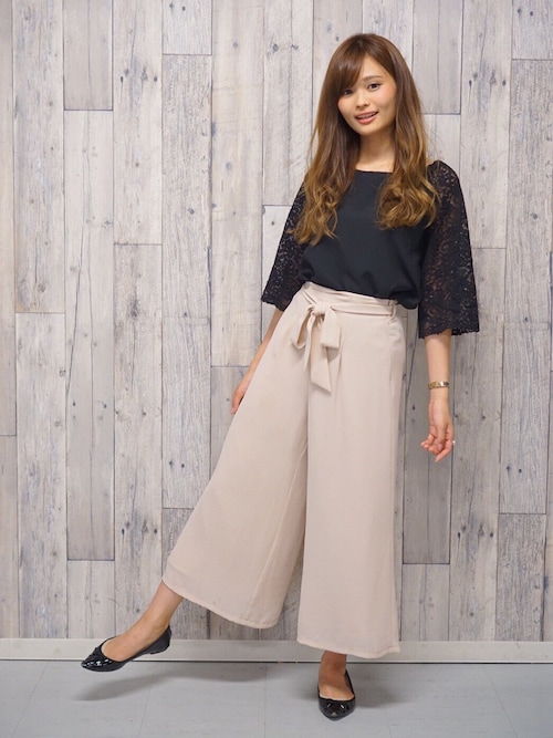MONA ｜BE RADIANCEのトップスを使ったコーディネート - WEAR