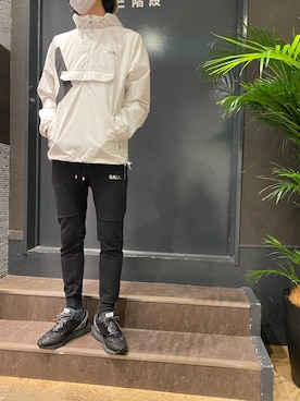 スウェットパンツを使った「春コーデ」のメンズ人気ファッションコーディネート - WEAR