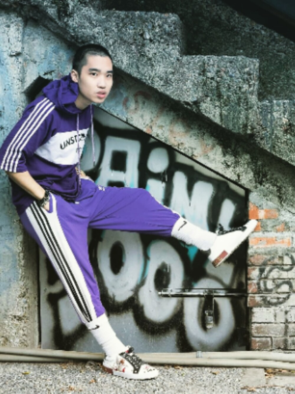 Derrick Jefferson｜DOLCE&GABBANAのスニーカーを使ったコーディネート - WEAR