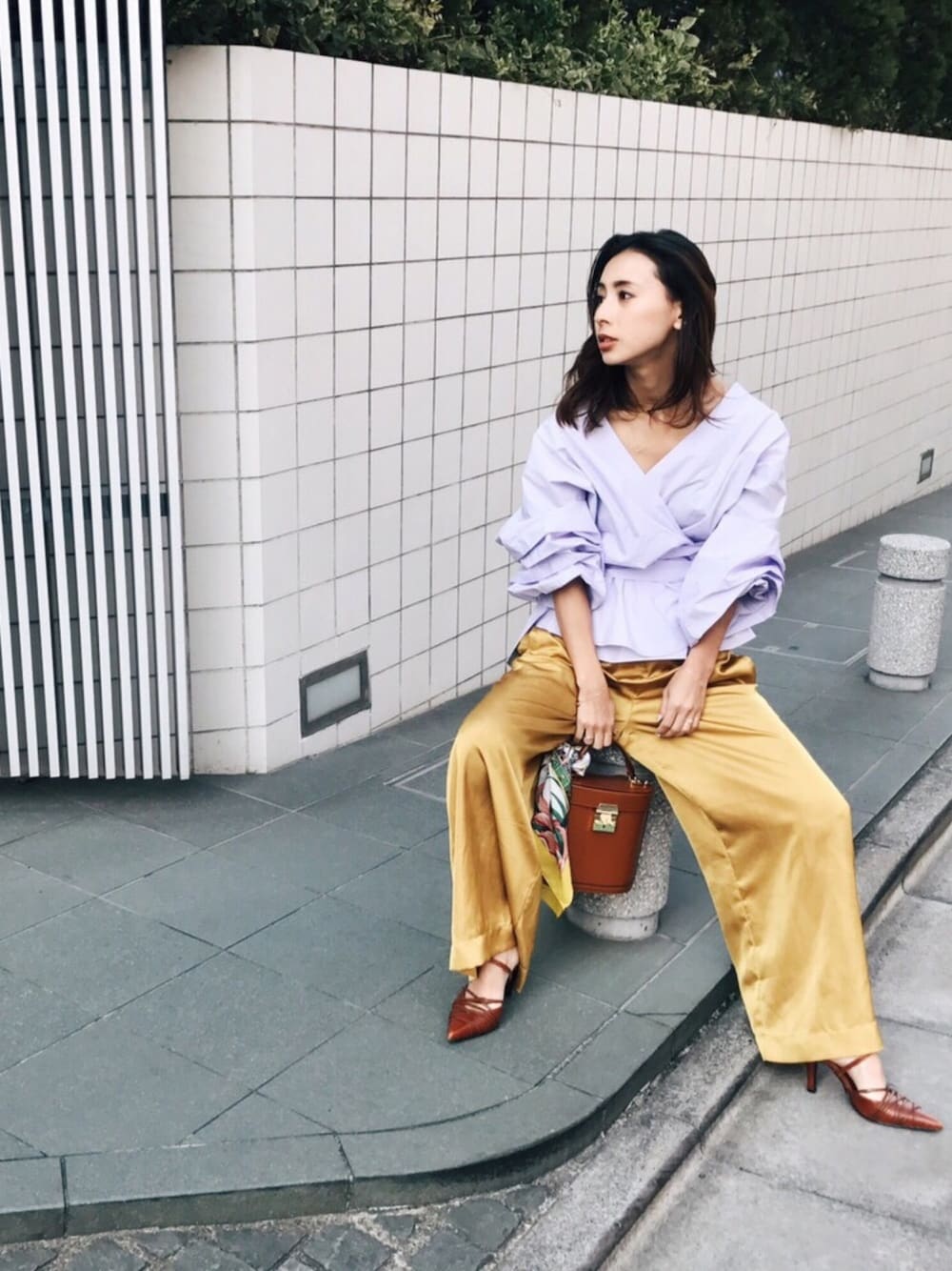 黒石奈央子｜AMERIのシャツ/ブラウスを使ったコーディネート - WEAR