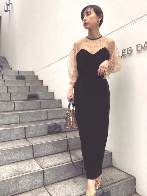 黒石奈央子｜AMERIのパンプスを使ったコーディネート - WEAR