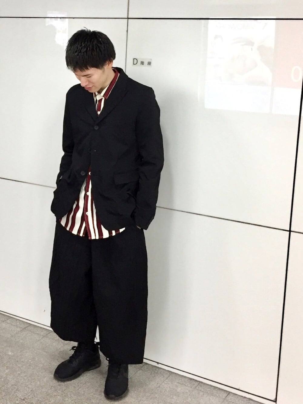Yuta Akiyoshi｜BLACK COMME des GARCONSのテーラードジャケットを使ったコーディネート - WEAR