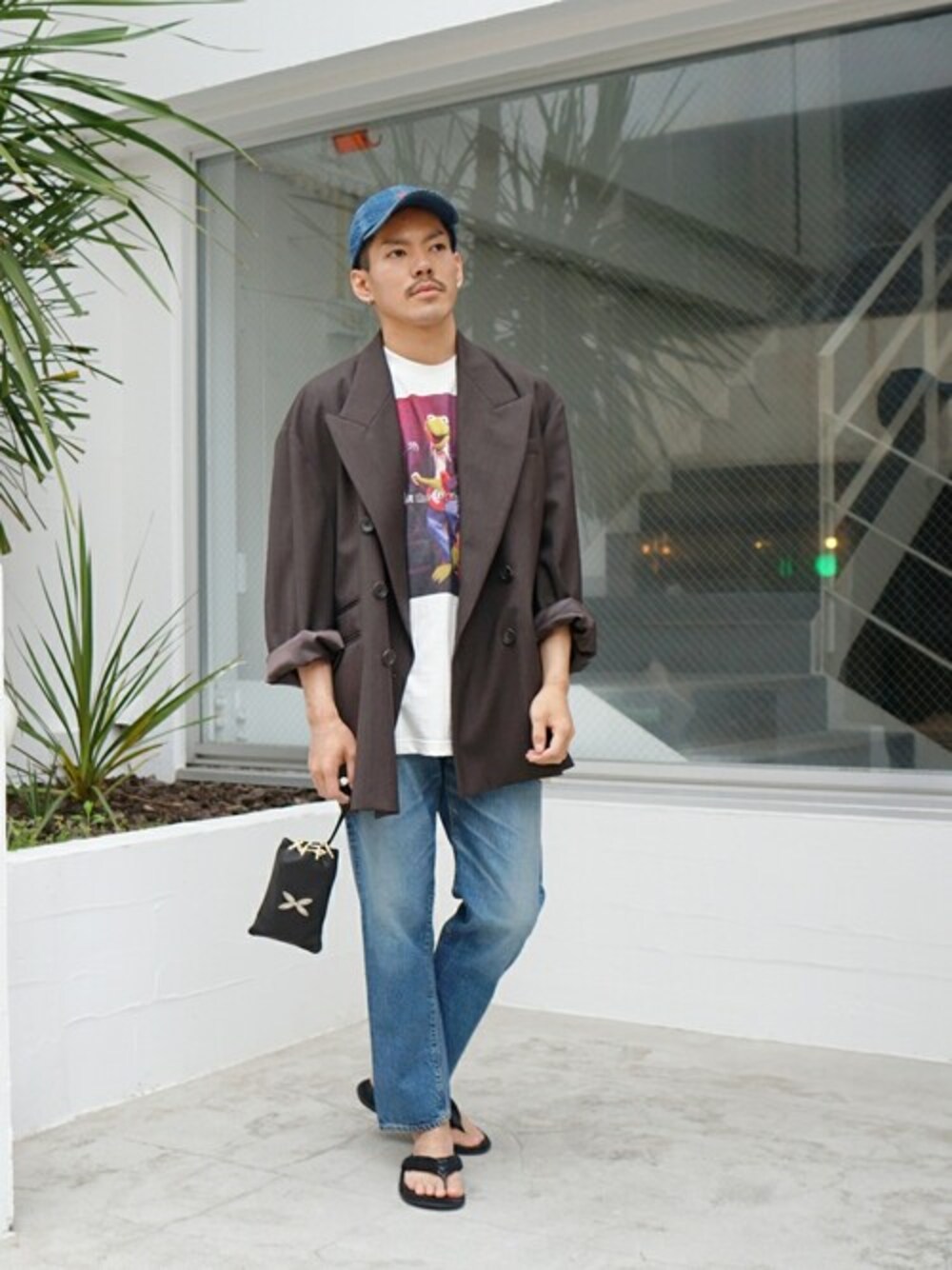 ARKnets STAFF(ARKnets)｜FLAG SPORTのデニムパンツを使ったコーディネート - WEAR