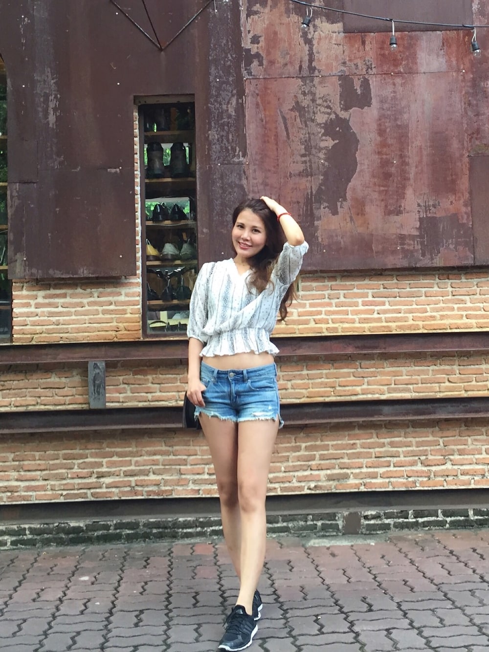 Bonnie liang ｜no brandのTシャツ/カットソーを使ったコーディネート - WEAR