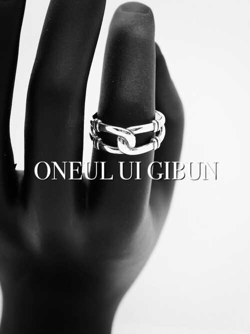 ONEUL UI GIBUNオヌルキブン｜ONEUL UI GIBUNのアクセサリーを使ったコーディネート - WEAR