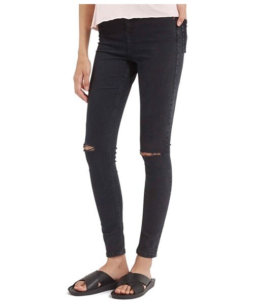 TOPSHOP（トップショップ）の「Topshop Moto 'Jamie' Ripped Skinny Jeans（デニムパンツ）」 - WEAR