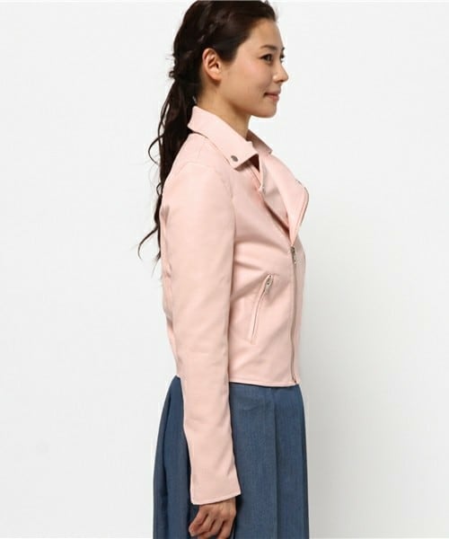 CASPER JOHN AIVER（キャスパージョンアイバー）の「CASPER JOHN AIVER ピンクダブルライダースネオレザー ...