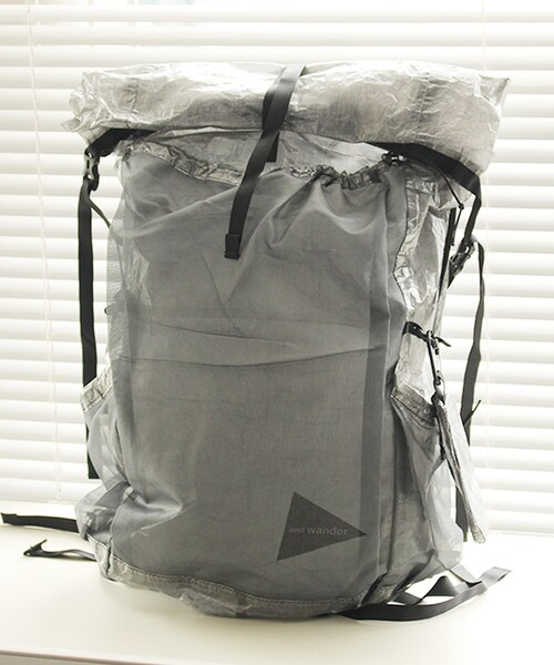 and wander（アンドワンダー）の「and wander/アンドワンダー CUBEN FIBER BACKPACK（）」 - WEAR