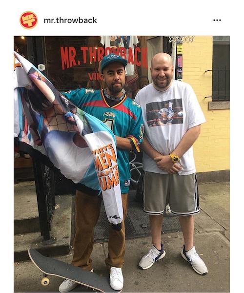 STORES.jp（ストアーズドットジェーピー）の「MR THROWBACK NYC 33 プルオーバーフーディ NY HIPHOP&SPOTS ヴィンテージセレクトショップ オリジナル ...