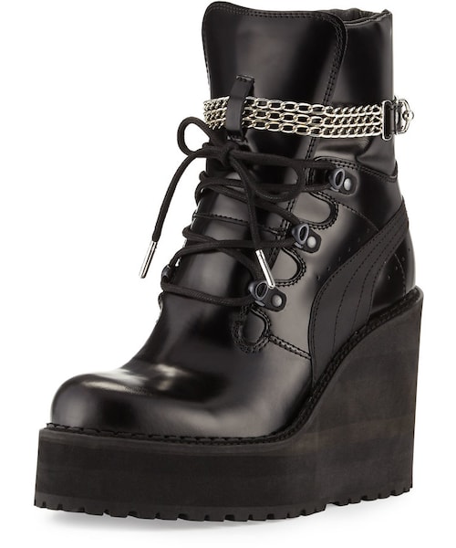 Fenty boots store