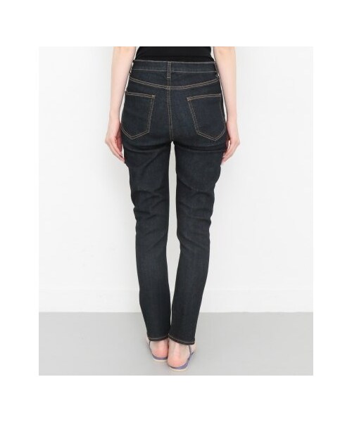 KBF（ケイビーエフ）の「illi スキニーデニム（）」 - WEAR