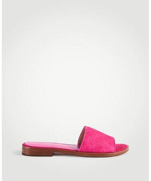 ANN TAYLOR（アンテイラー）の「Ann Taylor Lyra Suede Quilted Slide Sandals（サンダル ...