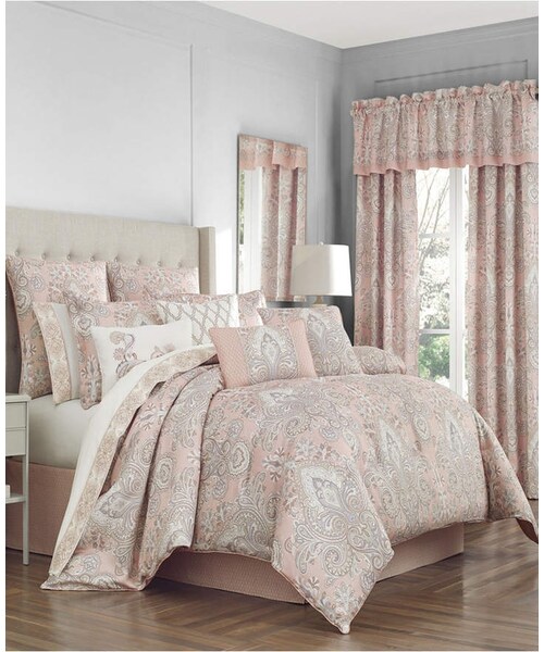 Sloane（スローン）の「Royal Court Sloane Blush Full Comforter Set Bedding（寝具 ...