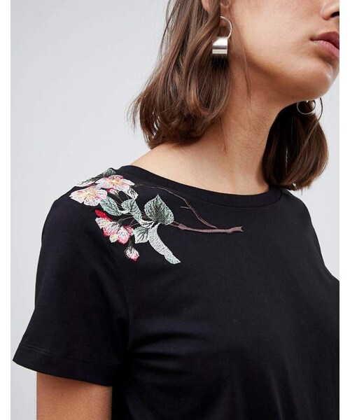 Minimum（ミニマム）の「Moves By Minimum Embroidered T-Shirt（Tシャツ/カットソー）」 - WEAR