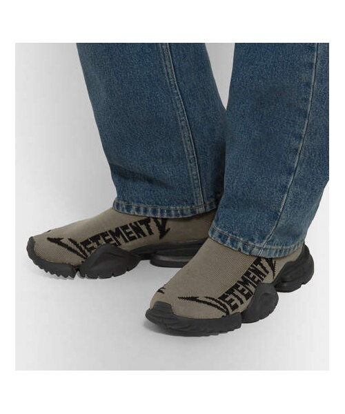 Vetements（ヴェトモン）の「Vetements + Reebok Sock Pump Logo-Jacquard Stretch-Knit Sneakers（ソックス/靴下）」 - WEAR