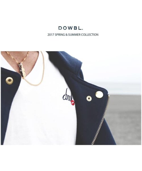 DOWBL（ダブル）の「KissLogoEmbroideryV-neckTEE【全2色】（トップス）」 - WEAR
