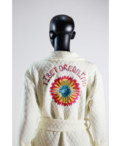 YESAH（イエッサー）の「Tibet Dreaming Quilted Robe（ジャケット/アウター）」 - WEAR
