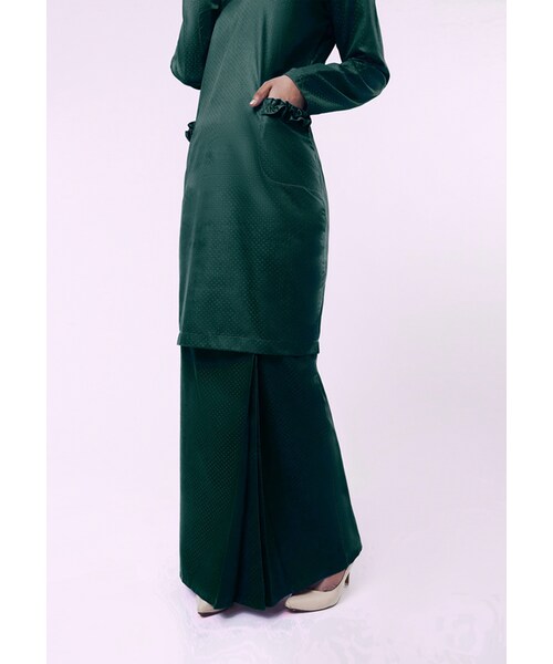 Inhanna（インハンナ）の「ANDALUSIA Basic Kurung Modern Dark Green（その他）」 - WEAR