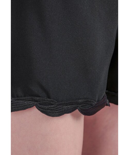 EYESCREAM（アイスクリーム）の「Scallop Hem Shorts（）」 - WEAR
