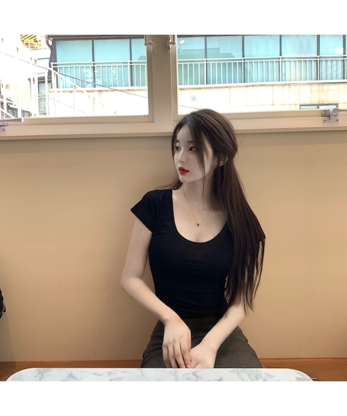 KOODI（コーデ）の「[@s0on_ho] 後ろ姿美人 T shirt （Tシャツ/カットソー）」 - WEAR