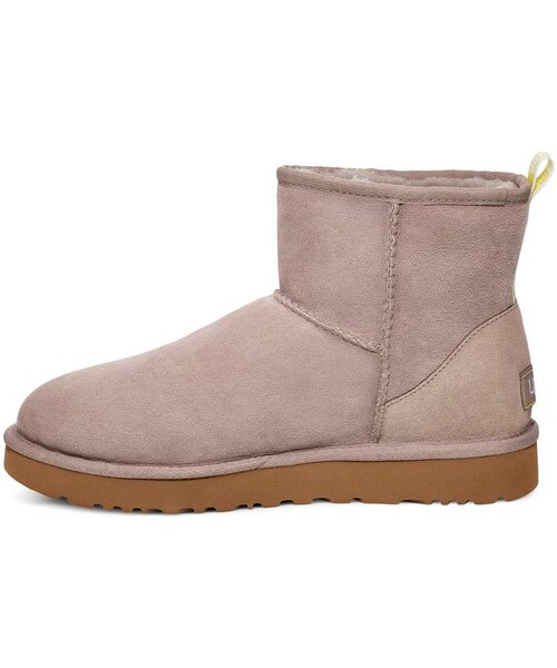 UGG（アグ）の「UGG® Classic Mini II Logo Bootie（ブーツ）」 - WEAR