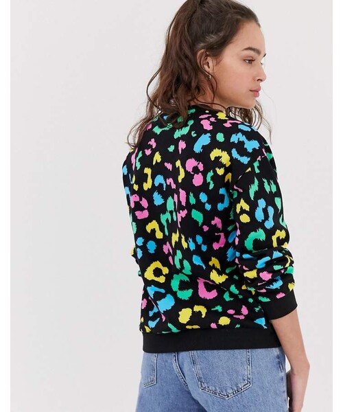 asos（エイソス）の「Asos Design ASOS DESIGN sweatshirt in neon animal（スウェット ...