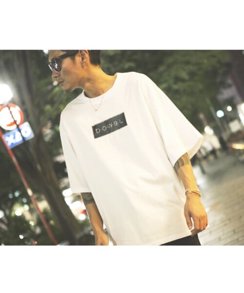 DOWBL（ダブル）の「Chillax Box Logo Short Sleeve（）」 - WEAR