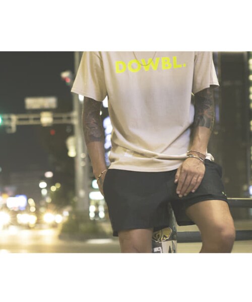 DOWBL（ダブル）の「Eccentric Kiss Logo Denim Shorts（）」 - WEAR