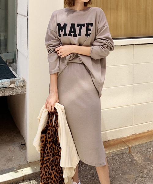 DHOLIC（ディーホリック）の「MATEロゴTシャツ&スカートSET（Tシャツ/カットソー）」 - WEAR