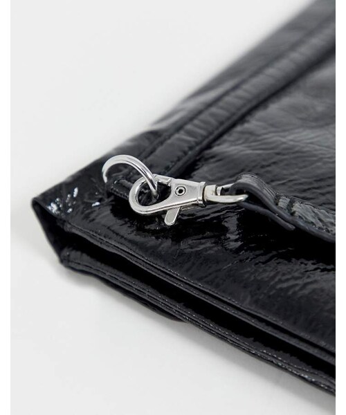 Monki（モンキ）の「Monki patent cross body bag（ショルダーバッグ）」 - WEAR