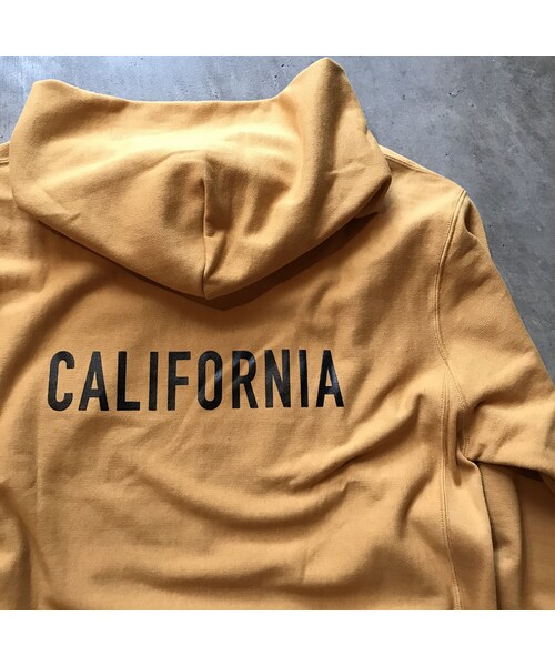 Captains Helm（キャプテンズヘルム）の「CAPTAINS HELM - CALIFORNIA HOODIE (MUSTARD ...
