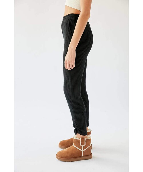 Out From Under（アウトフロムアンダー）の「Out From Under Miley Thermal Ruched Jogger ...