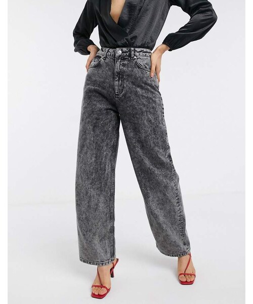 asos（エイソス）の「Asos Design ASOS DESIGN high rise 'relaxed' dad jeans in ...