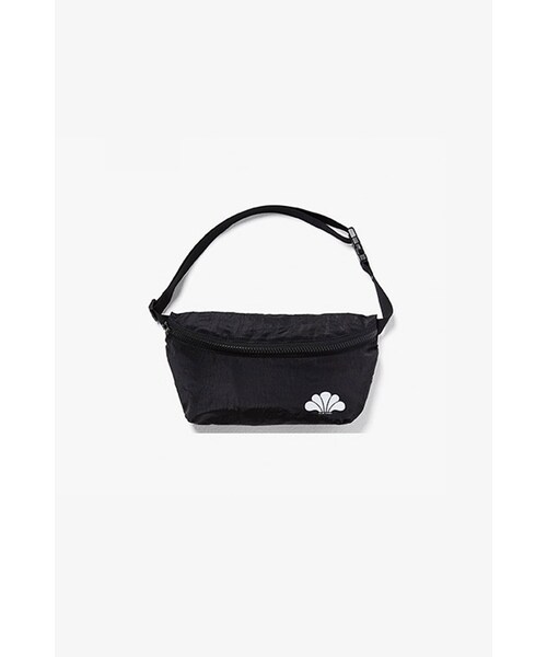 Lucky Chouette（Lucky Chouette）の「PACKABLE MINI HIP SACK_BLACK (JSSA101 ...