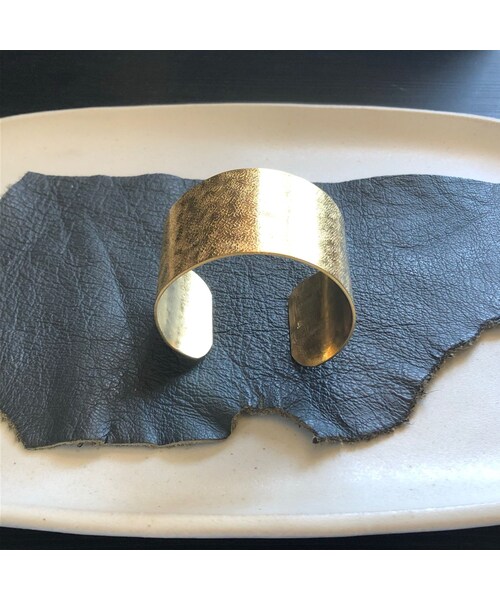 Handmade（ハンドメイド）の「wide bangle "cool" 40mm（バングル/リストバンド）」 - WEAR
