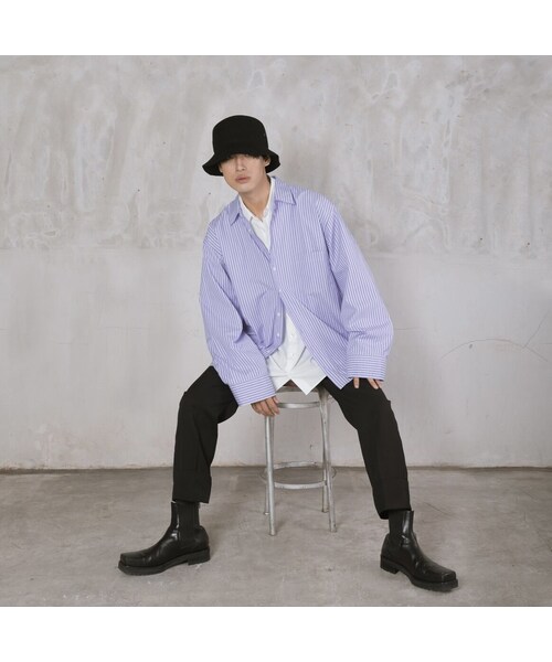 YohKi（ヨウキ）の「"Henkei " Back-open regular collar shirt (STRIPED)（シャツ/ブラウス ...
