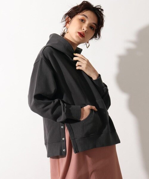 OZOC（オゾック）の「サイドスリット裏毛フーディー（）」 - WEAR