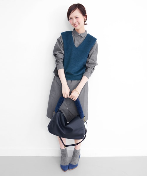 KBF（ケイビーエフ）の「絨毛V領背心（トップス）」 - WEAR