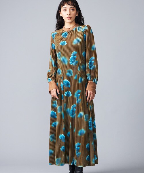 Ameri（アメリ）の「MILA VELOUR CUT DRESS（ワンピース）」 - WEAR