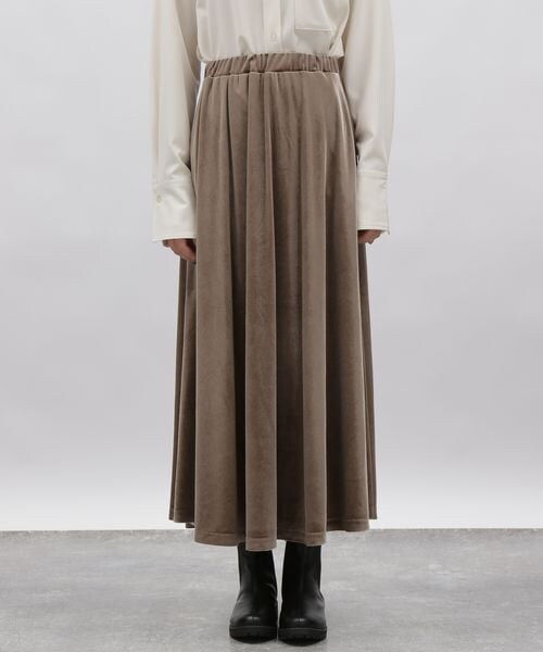 LAKOLE（ラコレ）の「ベロアフレアロングスカート（スカート）」 - WEAR