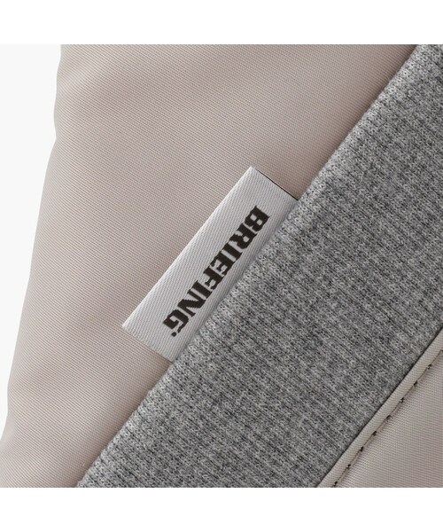 BRIEFING（ブリーフィング）の「TILT TRIANGLE TOTE（）」 - WEAR