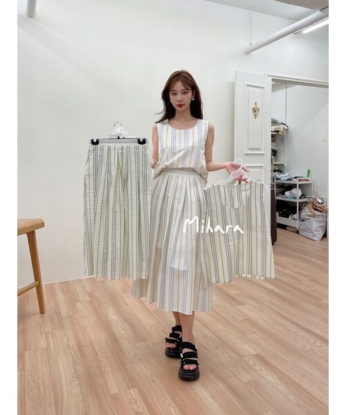 Mihara（-）の「A74 0706日系無袖直紋棉質混紡上衣2色（その他）」 - WEAR