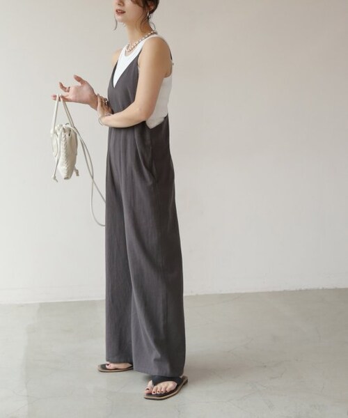 frames RAY CASSIN（フレームスレイカズン）の「WEB限定 コットンリネンオールインワン（）」 - WEAR