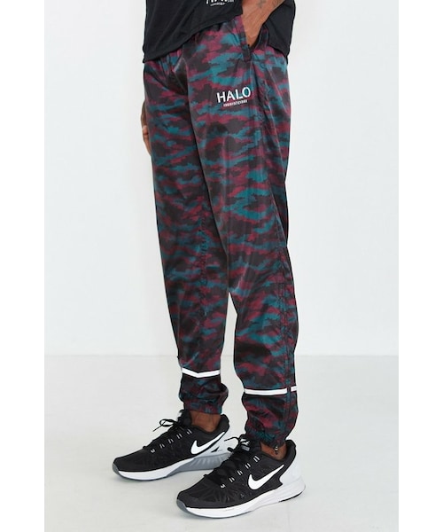 URBAN OUTFITTERS（アーバンアウトフィッターズ）の「Newline HALO Stealth Camo Pant（その他パンツ ...