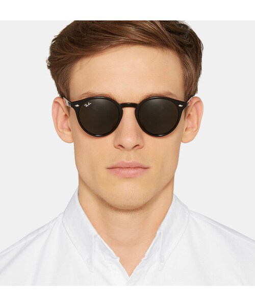 Ray-Ban（レイバン）の「Ray-Ban 2180 Round-Frame Acetate Sunglasses（サングラス）」 - WEAR