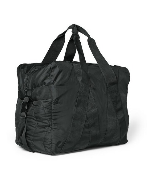 Christopher Raeburn（クリストファーレイバン）の「Packaway Recycled Polyester Holdall ...