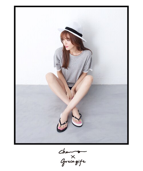 GraceGift（グレースギフト）の「馬來貘黑白不對稱海灘拖＋浴巾組（シューズ）」 - WEAR